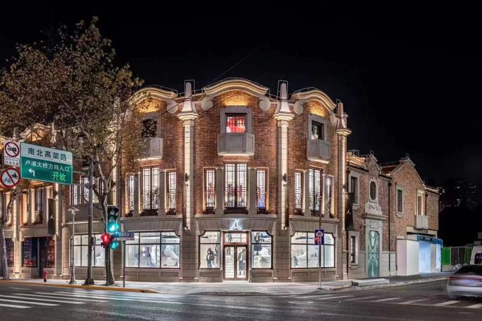 滔搏携手JORDAN品牌打造全球首家限时体验店，探索零售场景创新-商业-金融界
